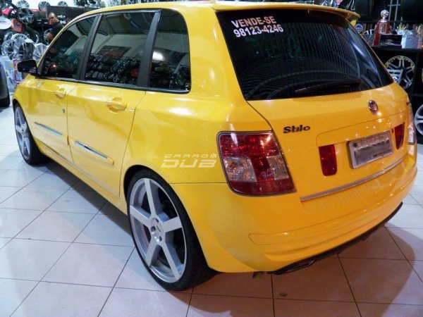 Stilo com rodas TSW aro 20 « Carros DUB