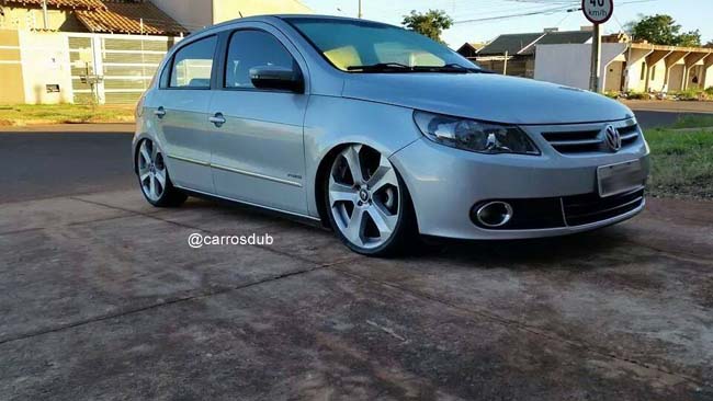 Gol G5 com rodas Volcano Lanin aro 18 « Carros DUB