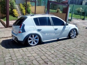 Sandero stepway rebaixado com rodas Volcano Santorini aro 18 « Carros DUB