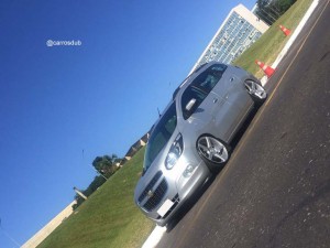 Chevrolet Spin rebaixada com rodas aro 20 « Carros DUB
