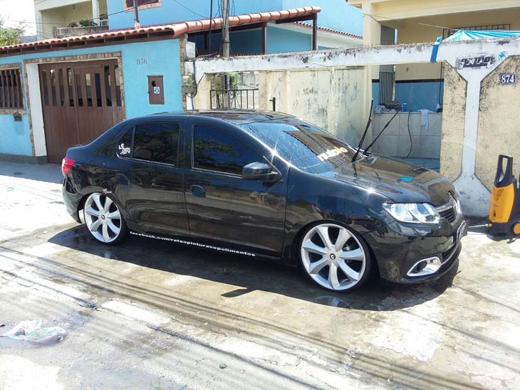 Logan com rodas aro 18