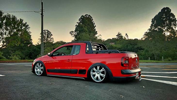 Saveiro G4 rebaixada com rodas Volcano Strong aro 18